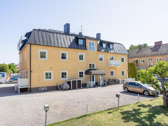 Hitta bostad i Gamla Trosa - Booli