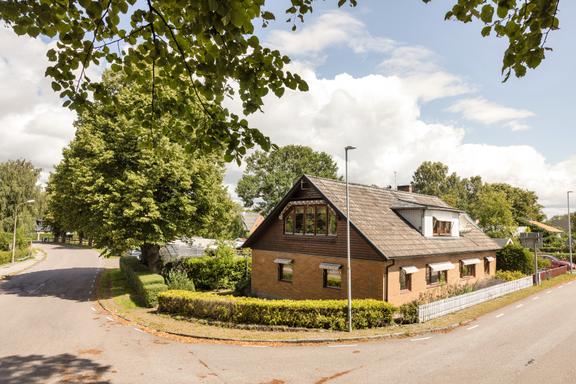 Hitta bostad i Lomma - Booli