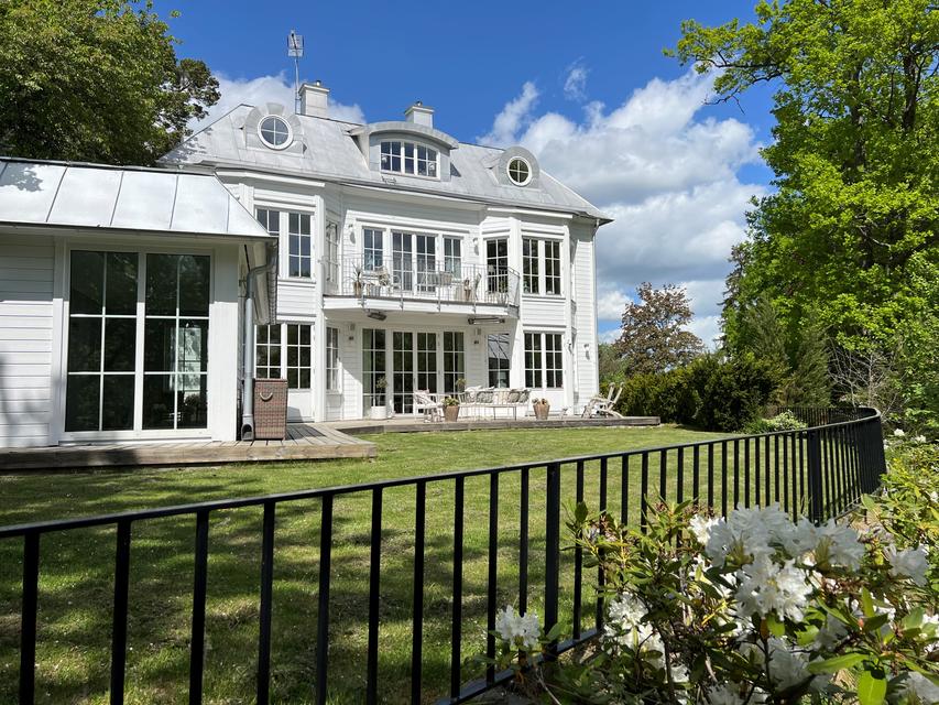 Villa till salu på Svalnäsvägen 13, Svalnäs Djursholm, Danderyd - Booli.se