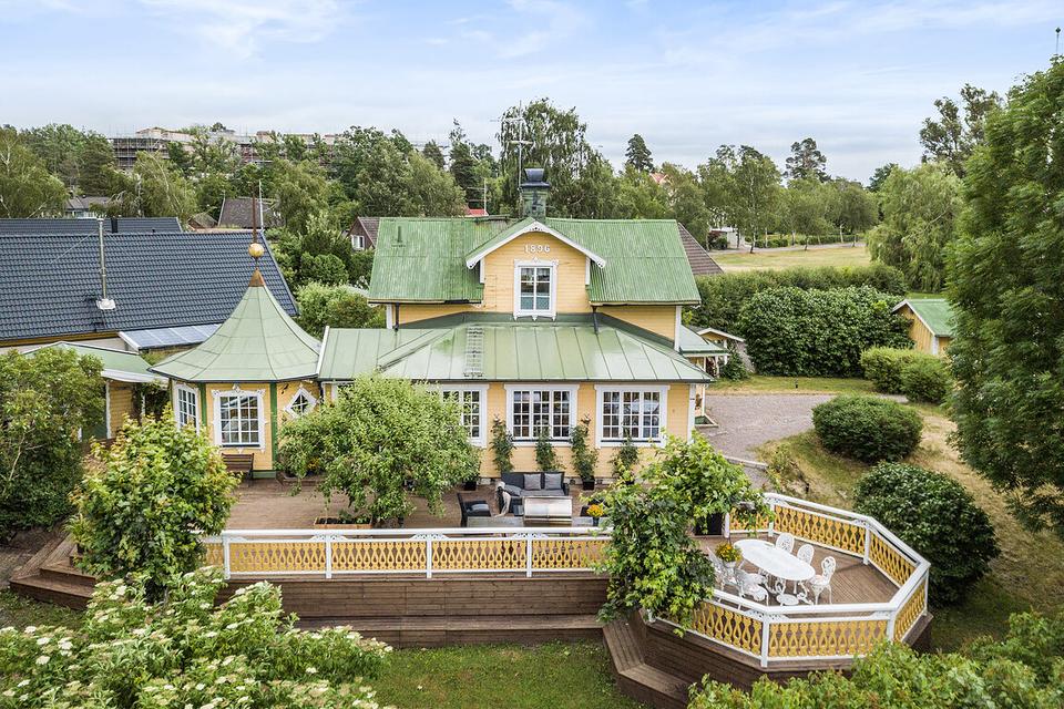 Villa till salu på Högbergsgatan 8, Trosa Centrum, Trosa - Booli.se