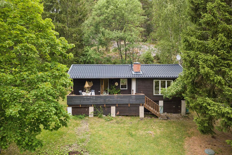 Fritidshus till salu på Hökebergsvägen 35, Åda, Trosa - Booli.se